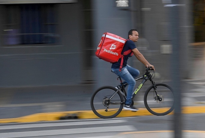 Noticias | Economía | ¿Por qué paran los runners de los delivery? | ADN ...