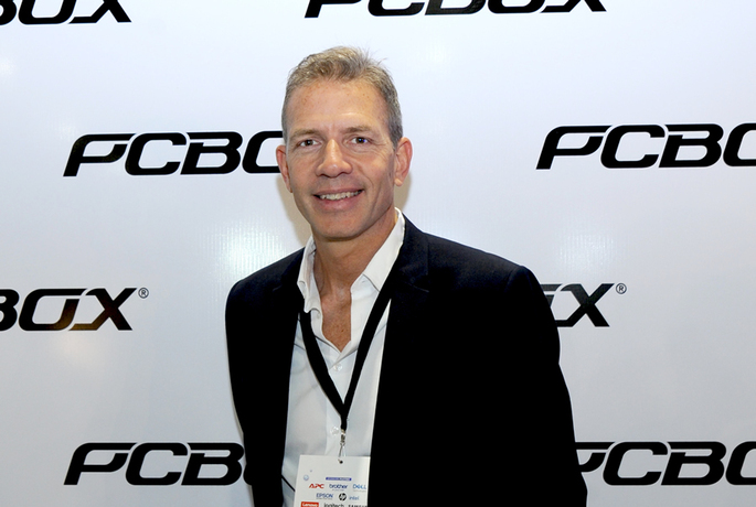 Argentina | LlegÃ³ la Tablet FEEL de PCBOX | ADN Empresario